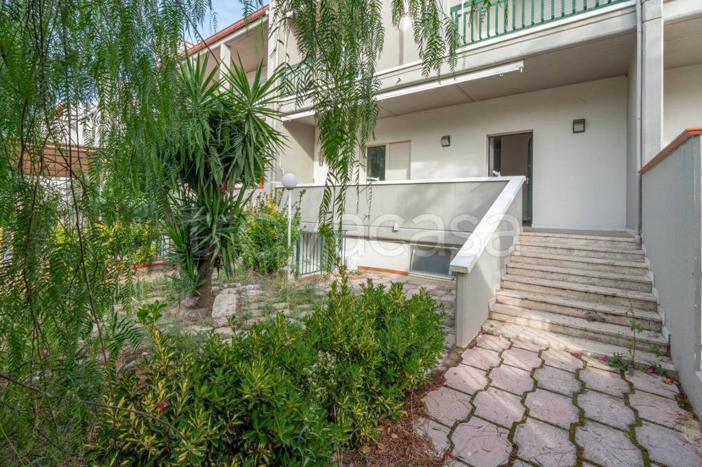 Villa a Schiera in vendita a Barletta via Giovanni Pascoli, 92-94