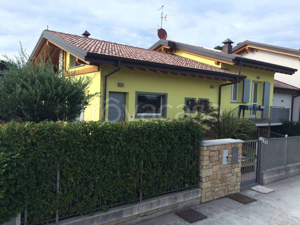 Villa in in vendita da privato a Urgnano via Piemonte