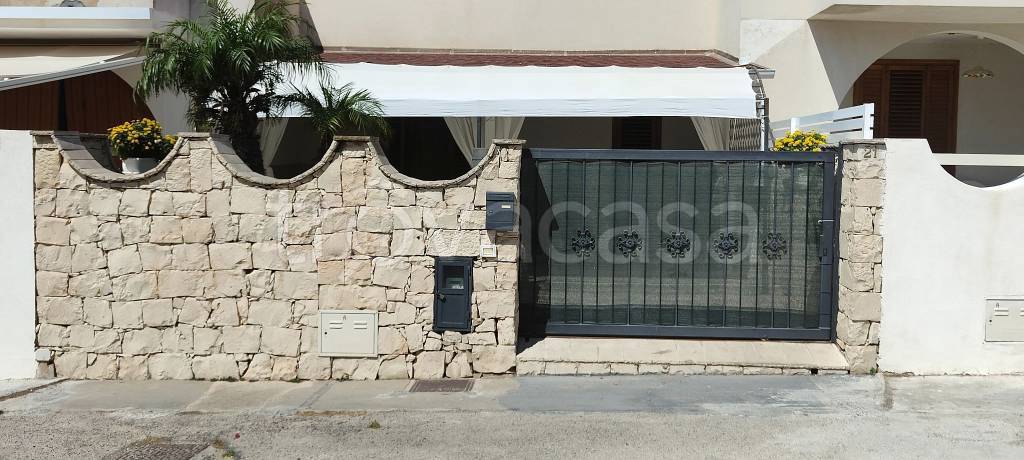 Appartamento in in vendita da privato a Santa Croce Camerina via dei Giacinti, N°21