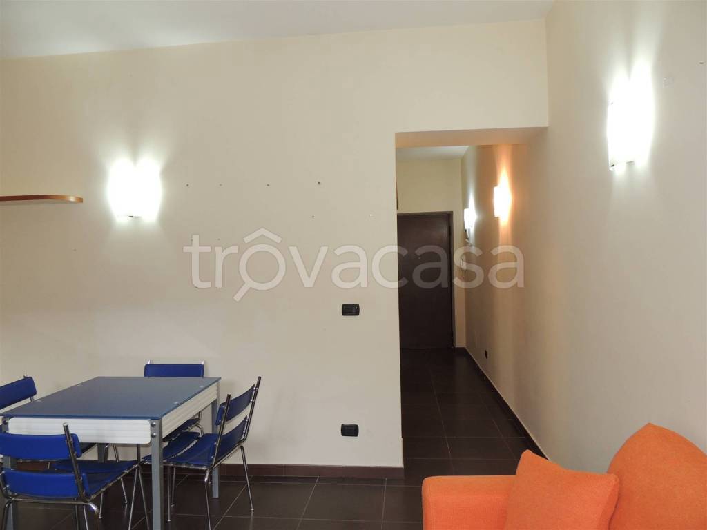 Appartamento in vendita a Messina via Roccaguelfonia, 2