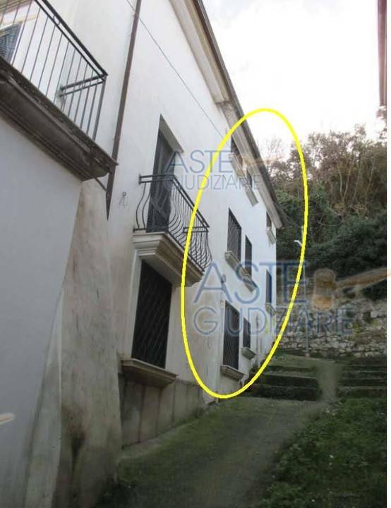 Appartamento all'asta a Maddaloni via San Benedetto