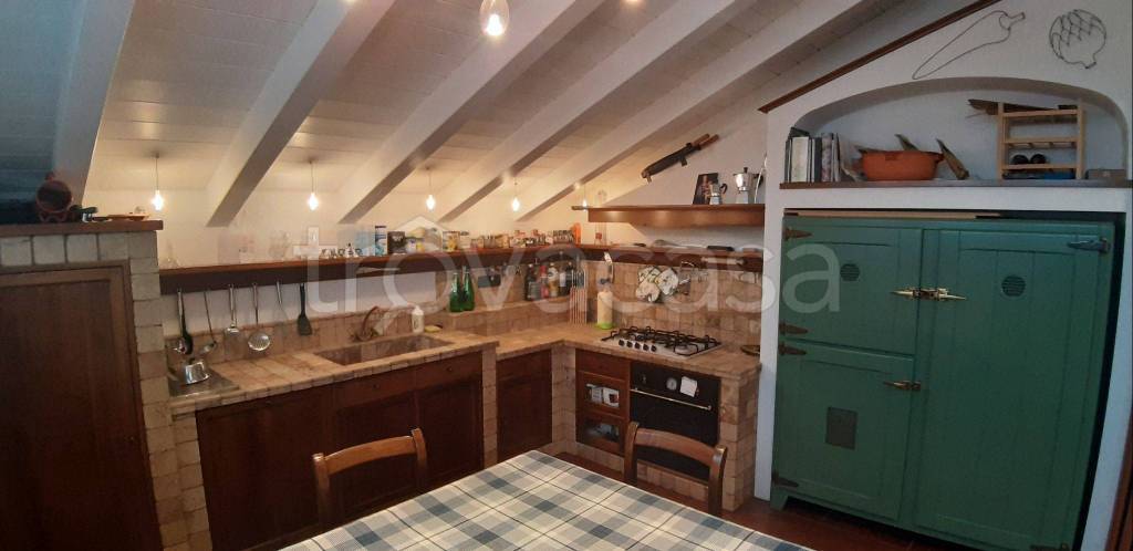 Mansarda in in vendita da privato a Lurago d'Erba via Bruno Colombo, 9 Foto-2