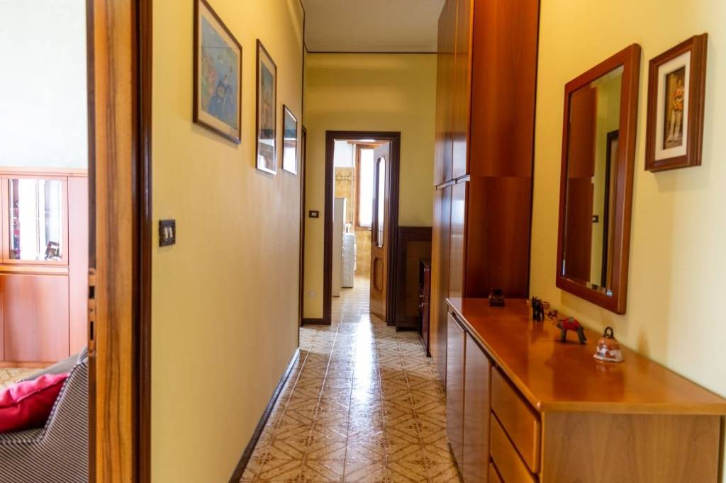 Appartamento in vendita ad Arcore via Natale Beretta, 58