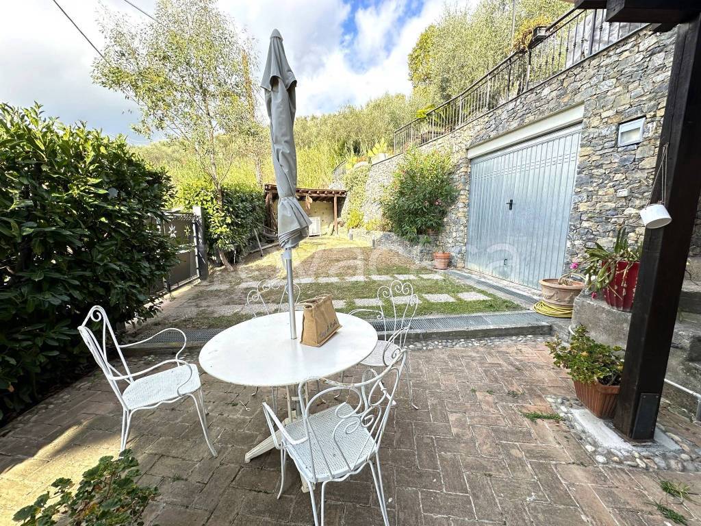 Villa in vendita a Casanova Lerrone frazione Marmoreo