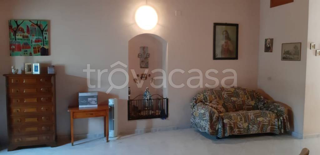 Appartamento in vendita a Vico del Gargano via Micino, 6