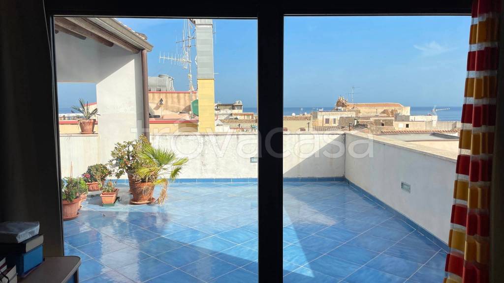 Appartamento in vendita a Castellammare del Golfo corso Giuseppe Garibaldi, 26