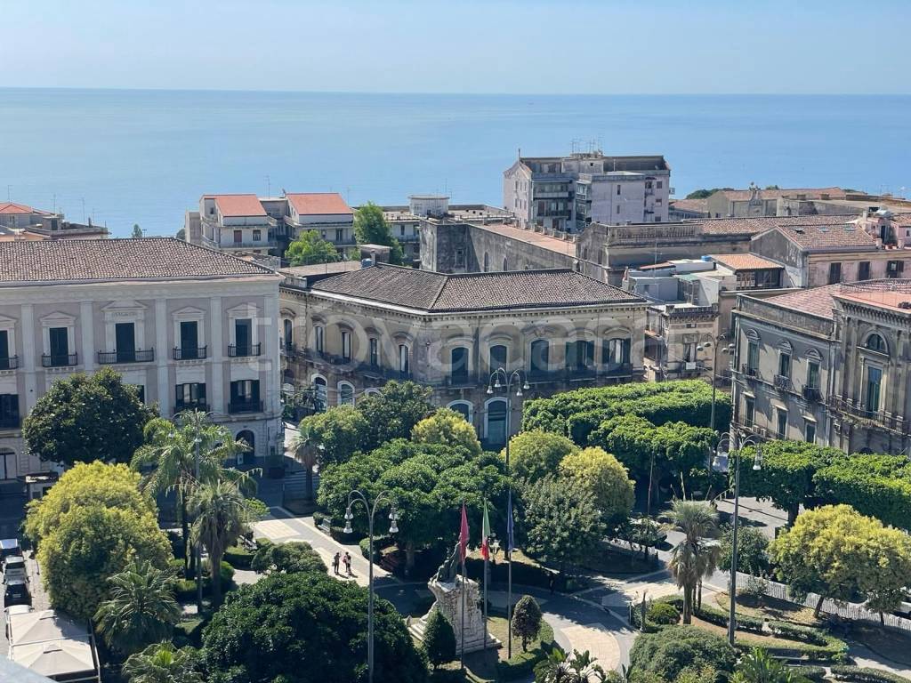 Appartamento in vendita ad Acireale corso Sicilia