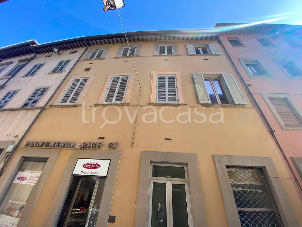 Intero Stabile in vendita a Città di Castello via Mario Angeloni