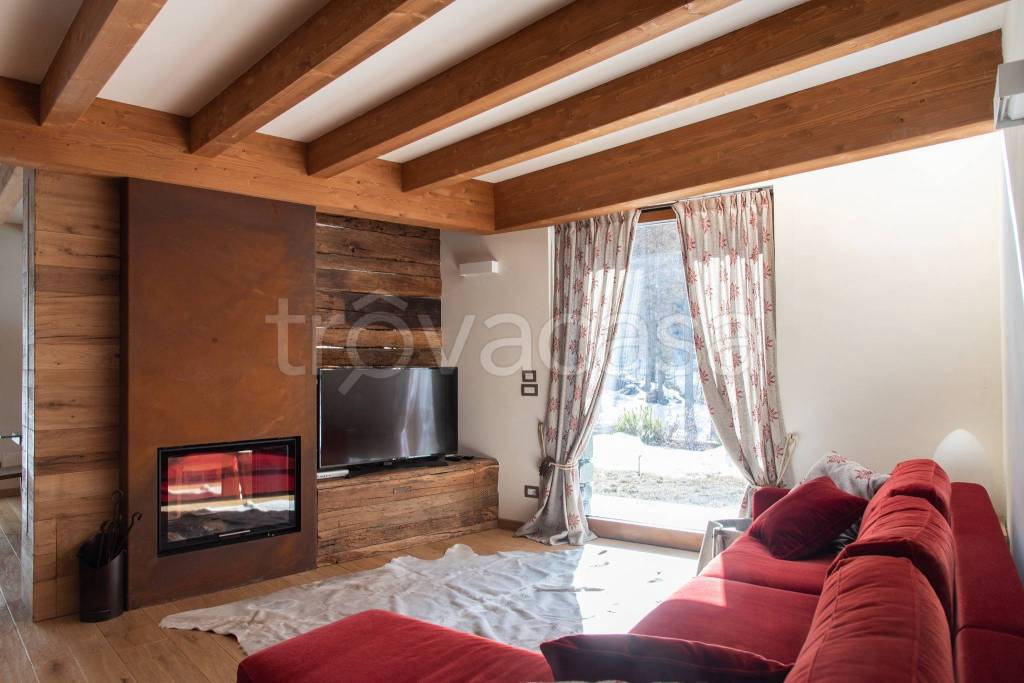 Villa in vendita a Cogne frazione Lillaz