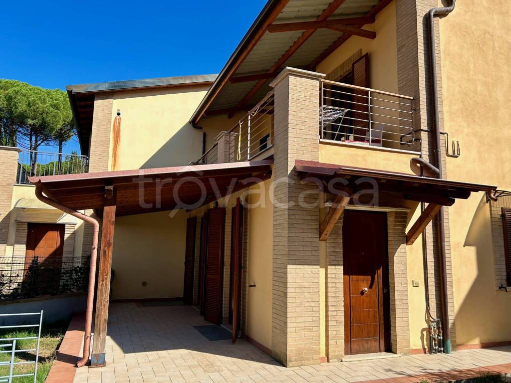 Appartamento in vendita a Deruta via del Fosso della Rena