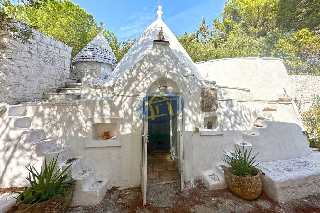 Trullo in vendita a Ostuni contrada Cinera