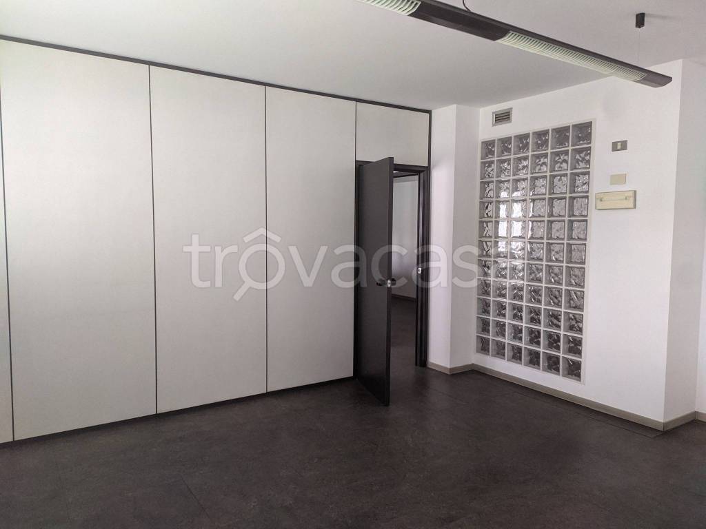 Loft in vendita a Como viale Innocenzo XI
