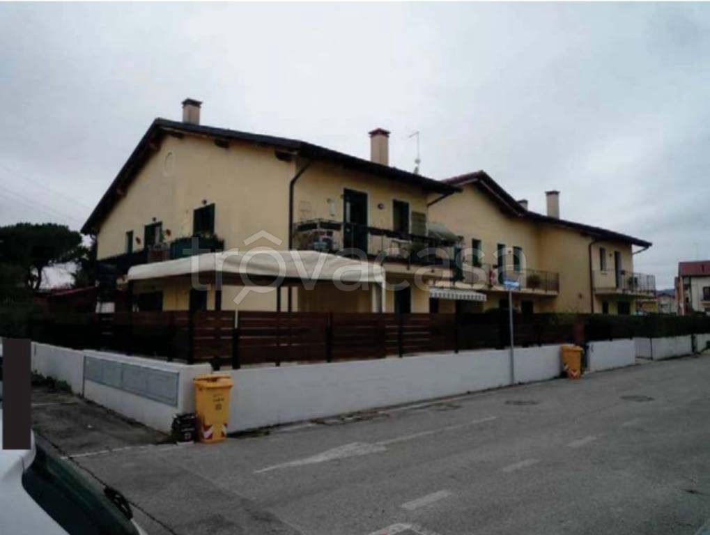 Appartamento all'asta a Giavera del Montello via Europa