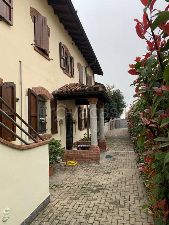 Appartamento in vendita a Marzano via Gattinara, 3