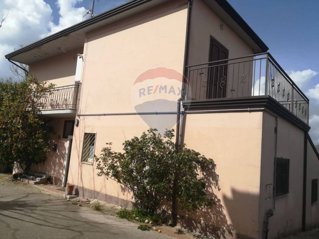 Casa Indipendente in vendita a Torrecuso