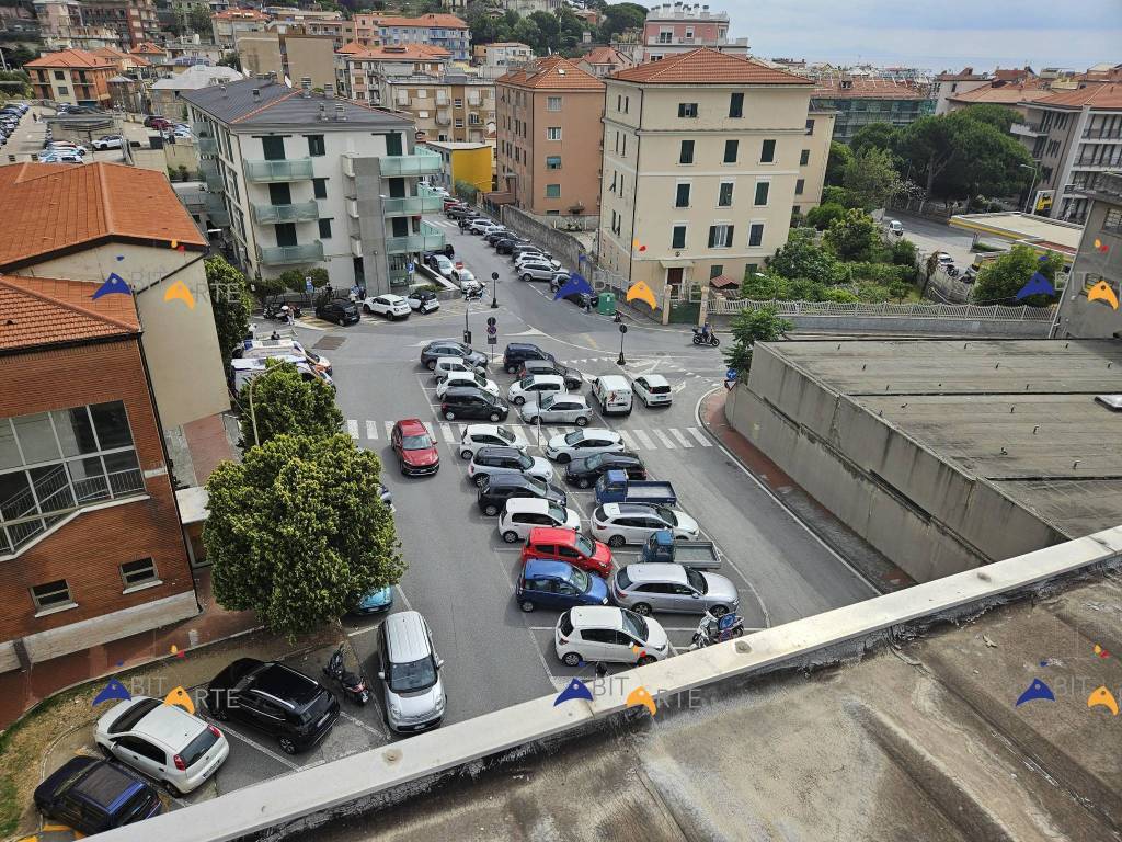 Attico in vendita a Celle Ligure via Santi Giacomo e Filippo, 2