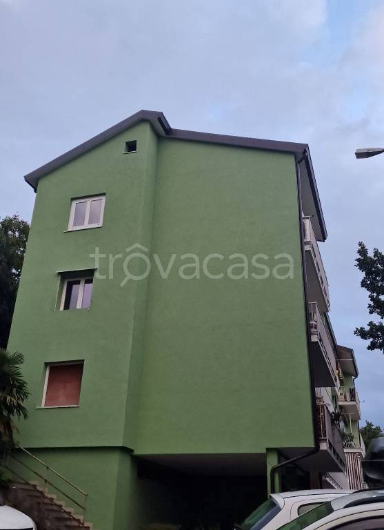 Appartamento in vendita a Trieste via Massimiliano Gortan, 10