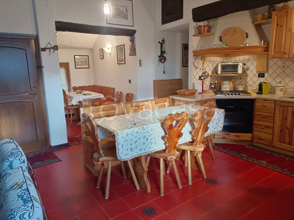 Appartamento in vendita a Frabosa Sottana via Galassia, 32