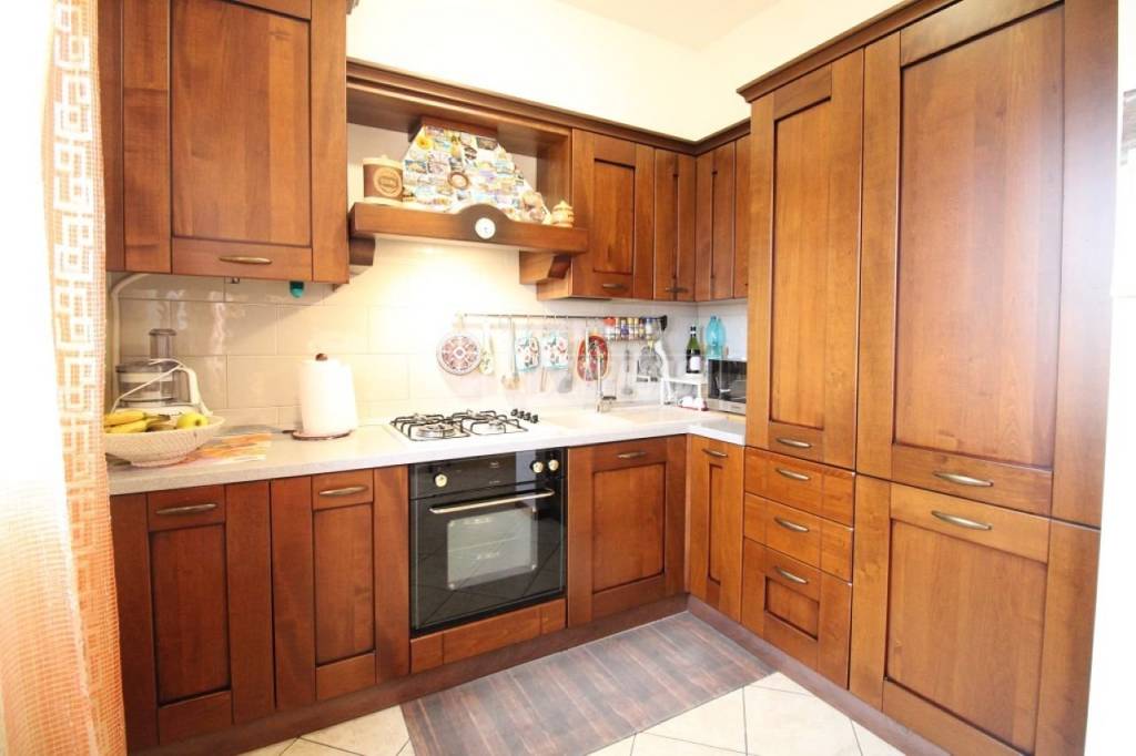 Appartamento in vendita a Reggio nell'Emilia via alessandro pertini