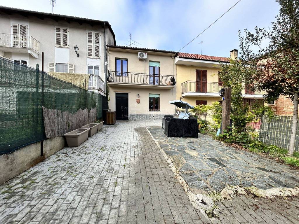 Casa Indipendente in vendita a Maretto via Recinto 7