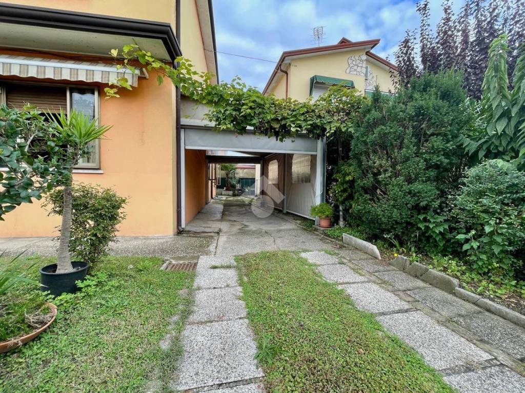 Villa Bifamiliare in vendita ad Albignasego via Sant' Andrea, 29