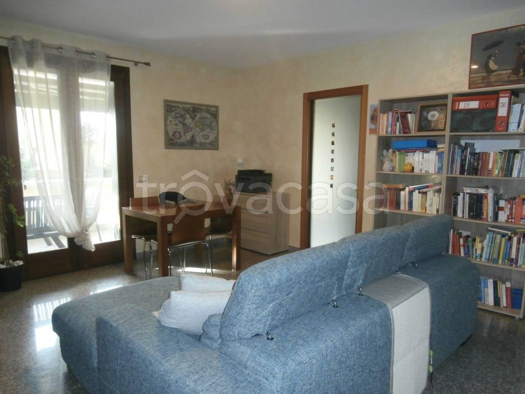 Appartamento in vendita a Concordia Sagittaria via Giovane Italia, 37