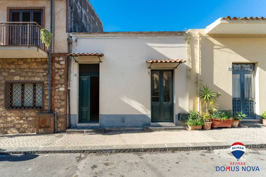 Villa in vendita ad Aci Castello via Sciarelli, 22