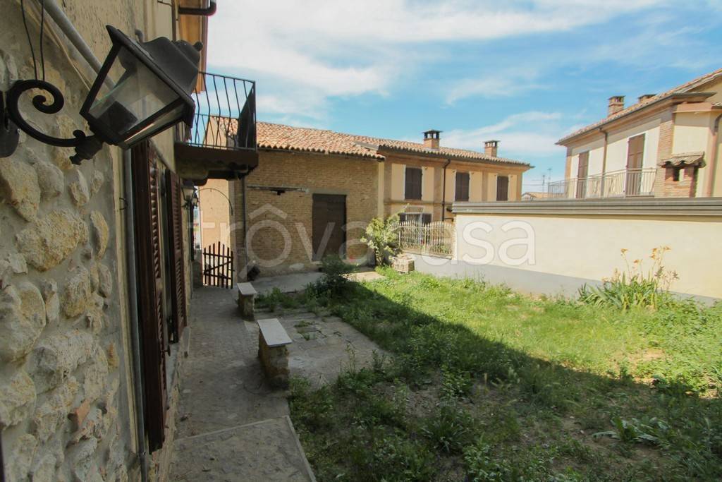 Villa in vendita a Brignano-Frascata localitã  Serra del Monte