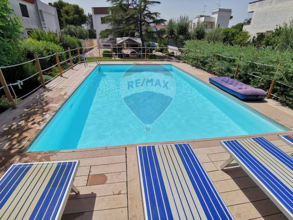 Villa in vendita a Bari via Napoli, 414