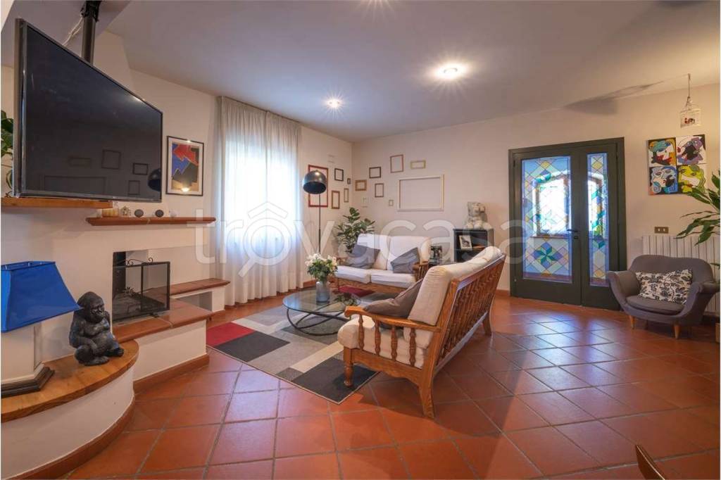Villa Bifamiliare in vendita a Bettona via Palazzetta