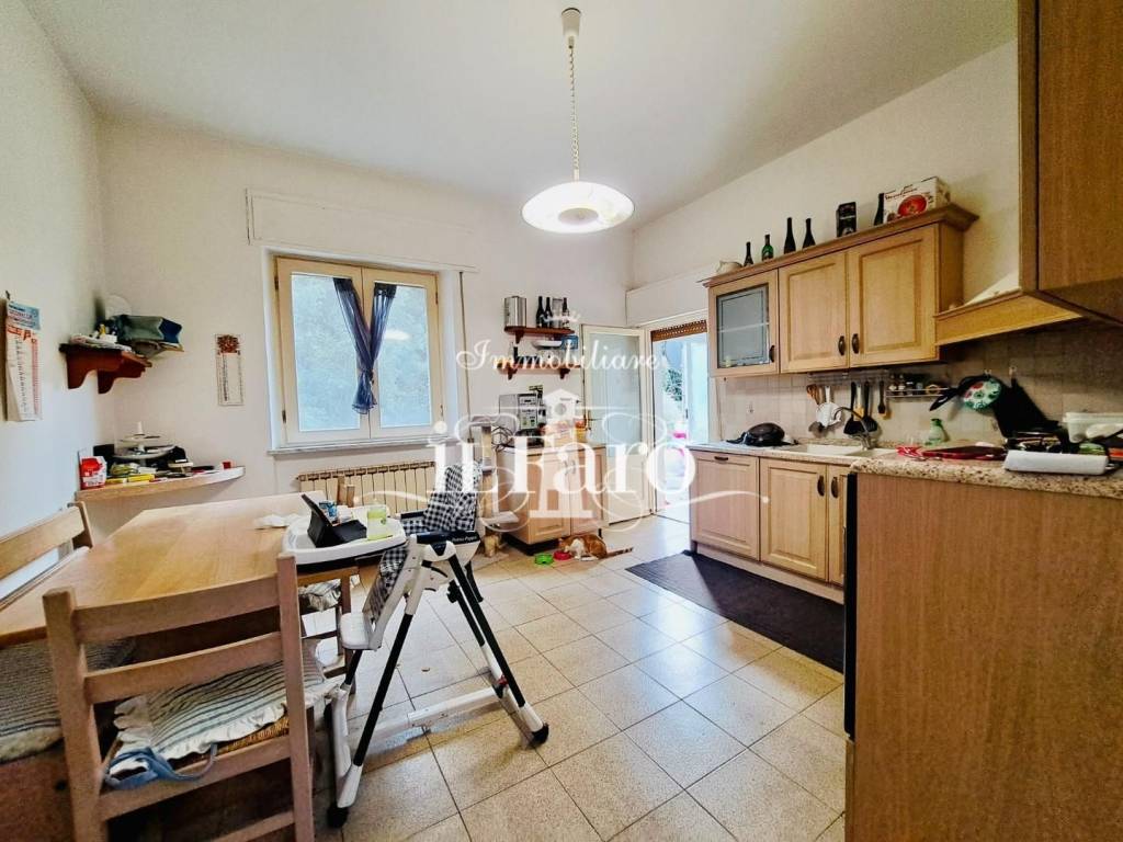 Appartamento in vendita a Massarosa via Provinciale Canipaletti,, 2393