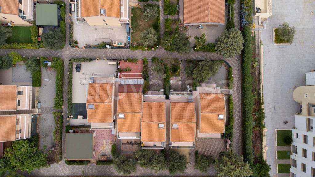 Appartamento in vendita a Campofelice di Roccella c.Da Piastavecchia, snc