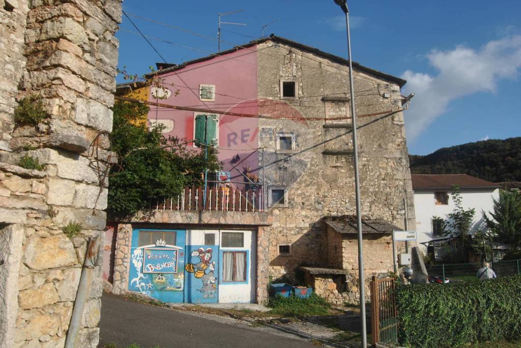 Rustico in vendita a Bosco Chiesanuova contrada Zanini, snc