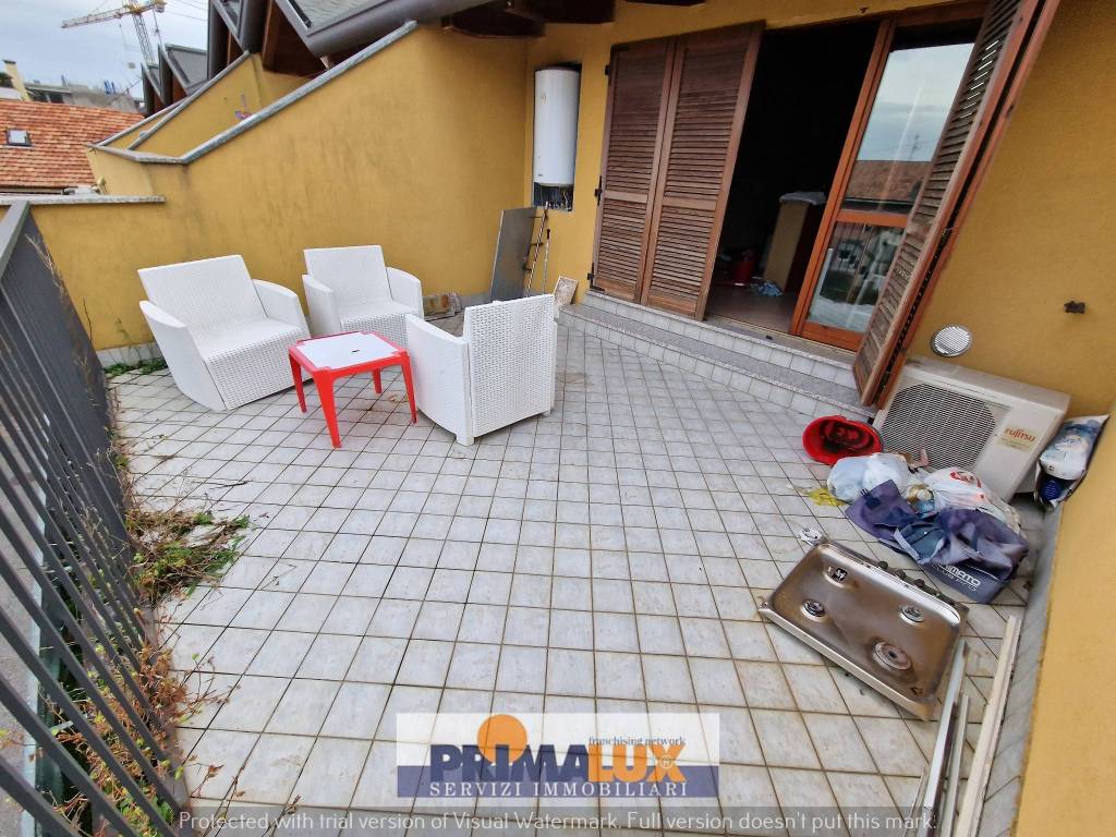 Appartamento in vendita a Cesano Maderno via San Carlo Borromeo, 24