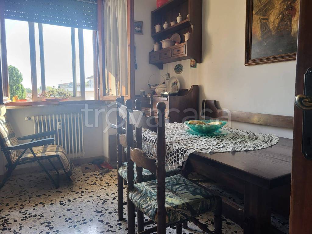 Appartamento in vendita a Cascina