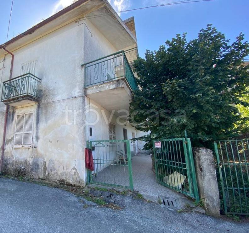 Villa in vendita a Roccabascerana