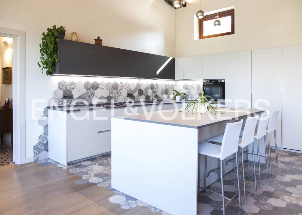 Villa in vendita a Diano d'Alba via Carzello