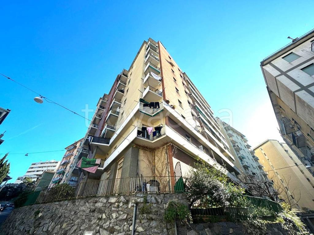 Appartamento in vendita a Genova via Antonio Sant'Elia, 55