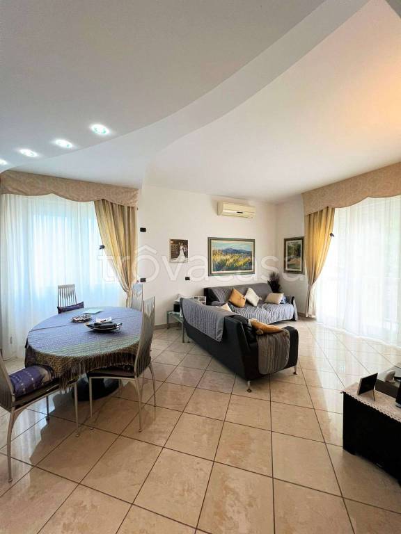 Casa Indipendente in vendita a Bellaria-Igea Marina via Alfonso Pinzon