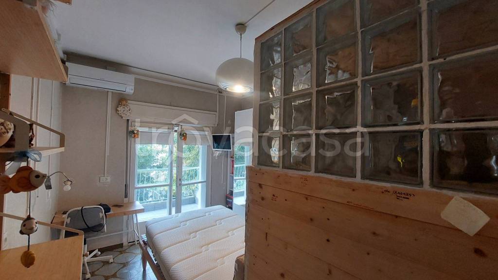 Appartamento in vendita a Trieste via Giovanni Verga, 16