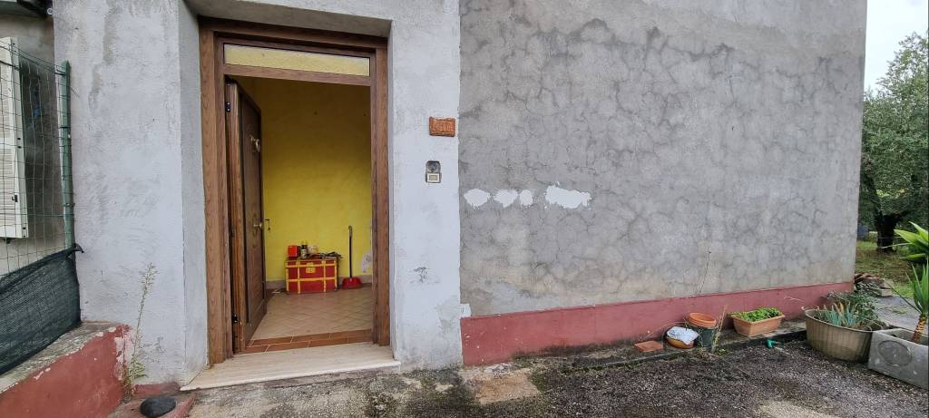 Casa Indipendente in in vendita da privato ad Alatri via San Francesco di Fuori, 41/a