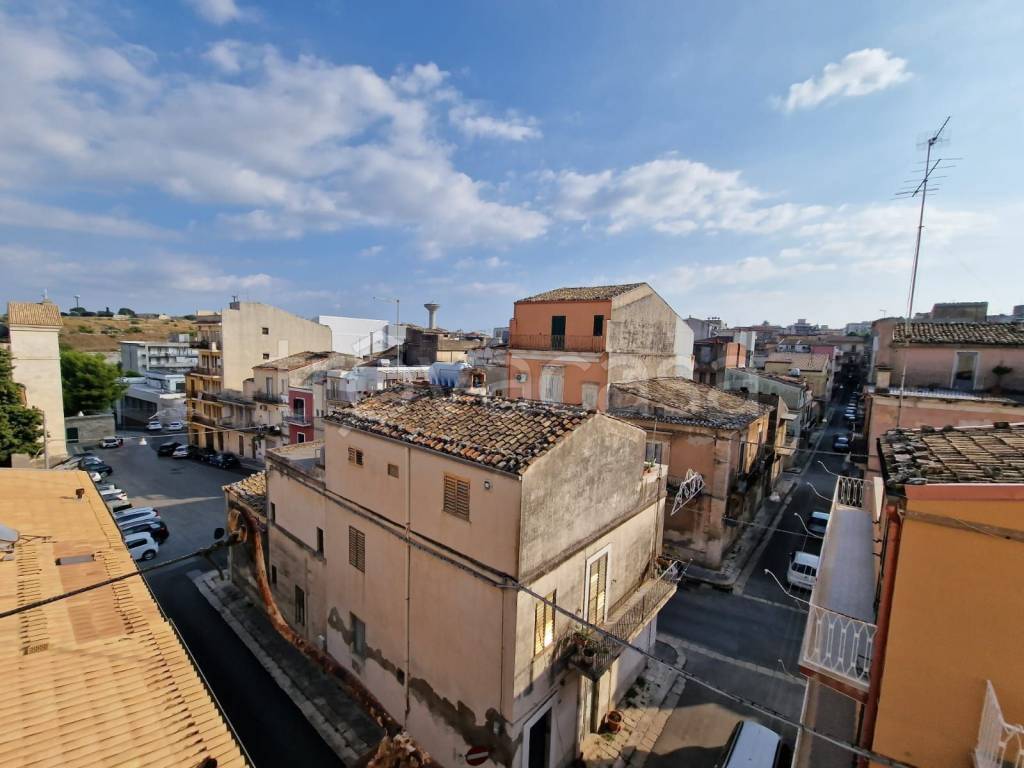 Appartamento in vendita a Ragusa via Galileo Galilei, 11