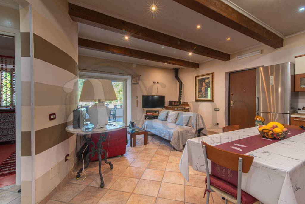 Casa Indipendente in vendita ad Arce via Pantanelle, 1