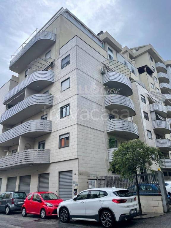 Appartamento in vendita a Cosenza via Beato Umile, 14