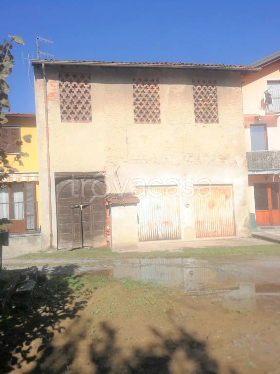 Rustico in vendita a Como
