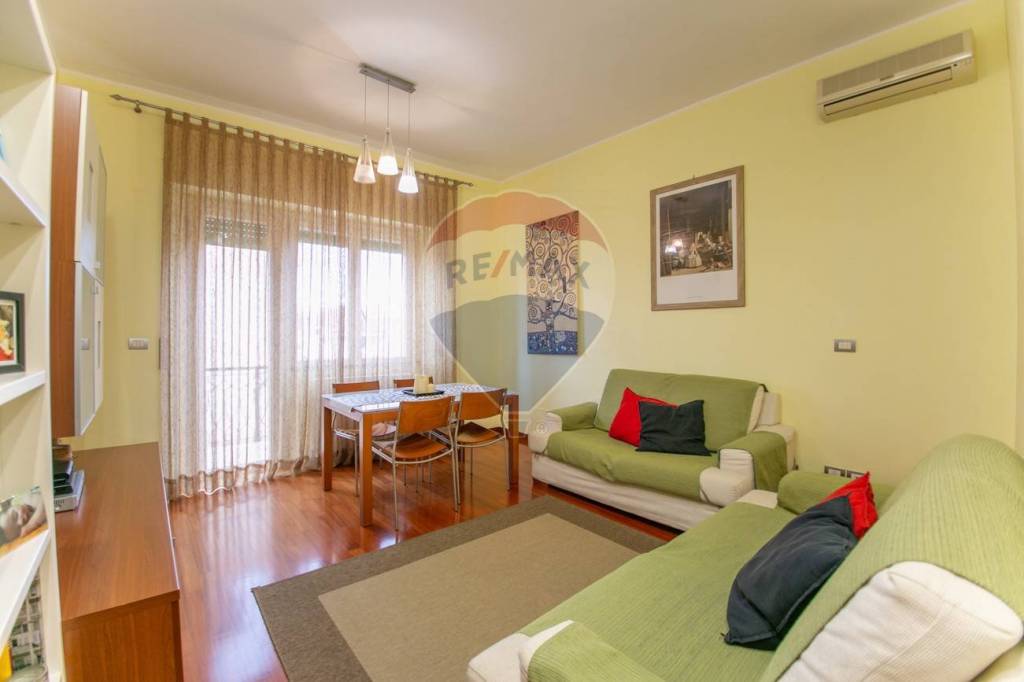 Appartamento in vendita a Francavilla al Mare via Adriatica, 309