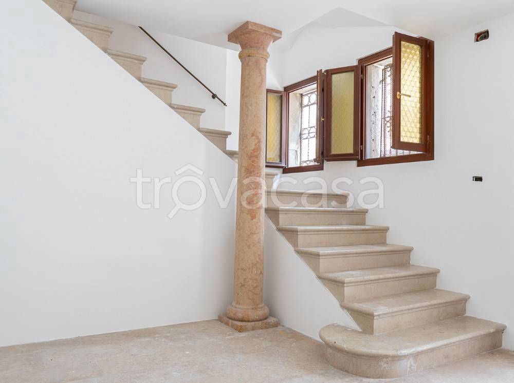 Appartamento in vendita a Chioggia calle Lisatti