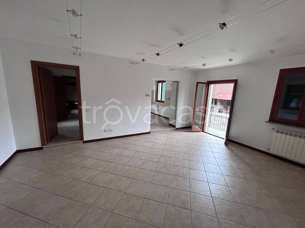 Appartamento in vendita a Galliate