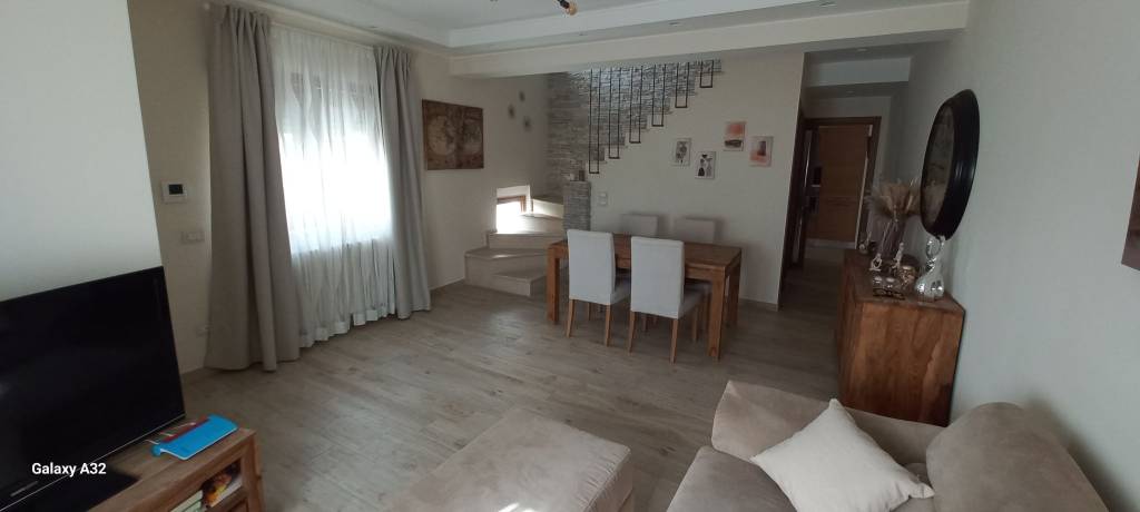 Villa Bifamiliare in in vendita da privato ad Avezzano via Cristoforo Colombo, 16