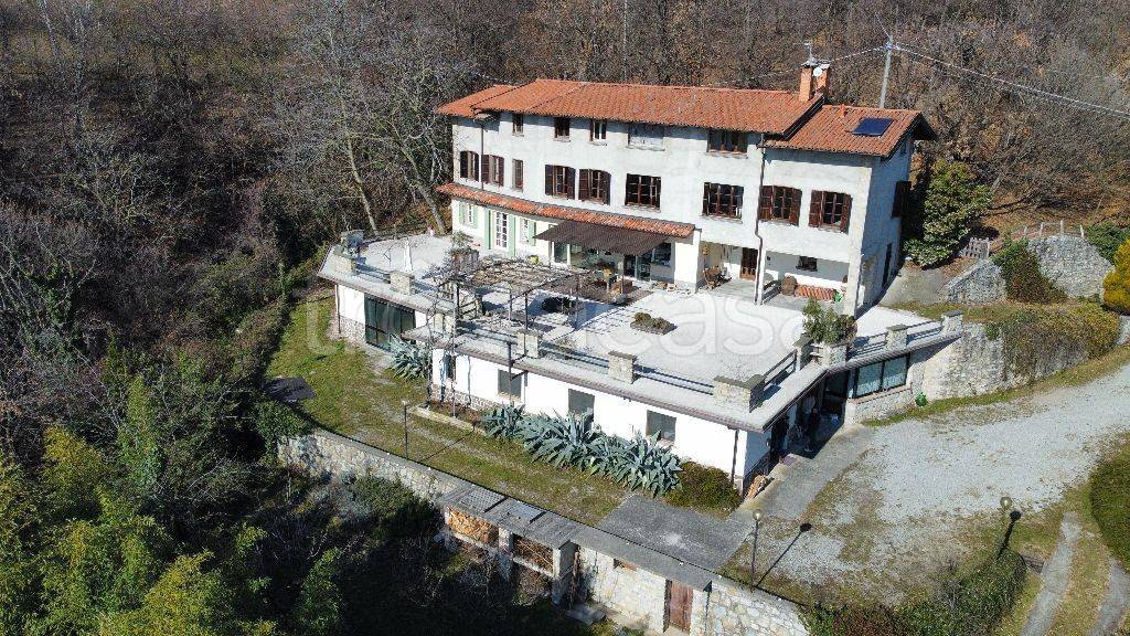 Casale in vendita ad Almenno San Bartolomeo